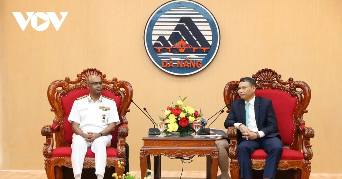 La visite de la marine indienne à Da Nang renforce la coopération ...