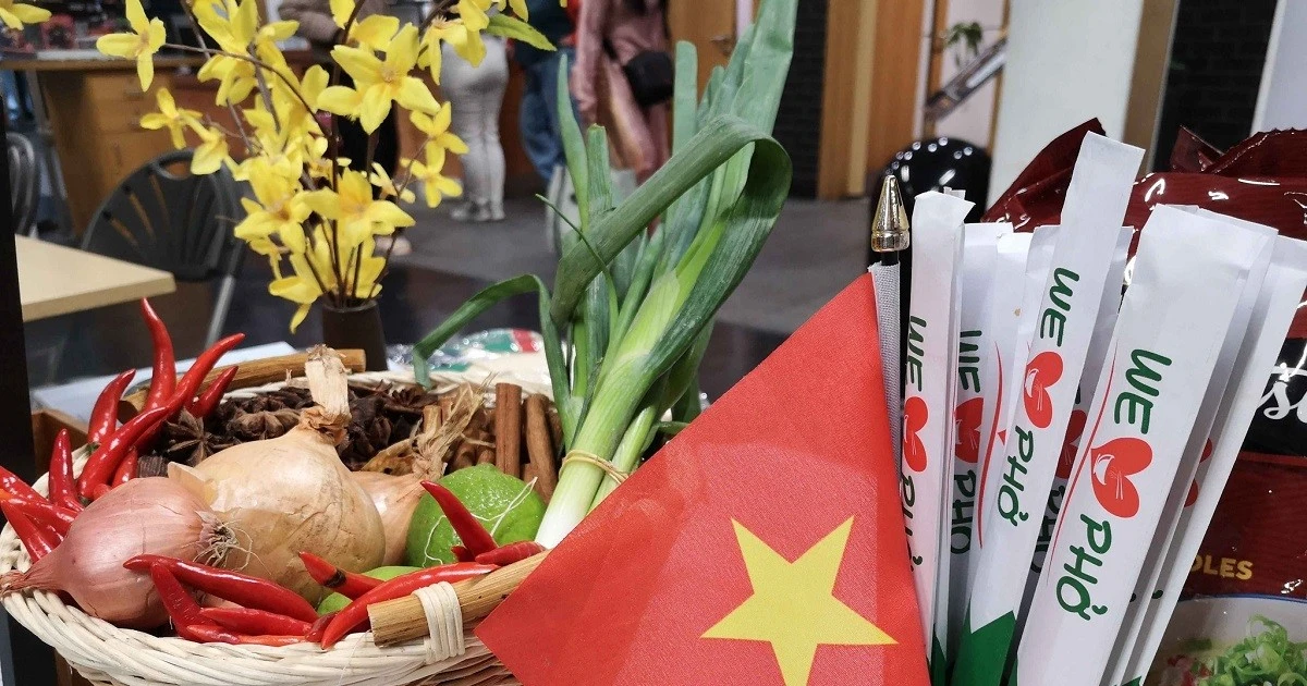 « We Love Phở » : quand la diaspora vietnamienne incarne l’aspiration ...