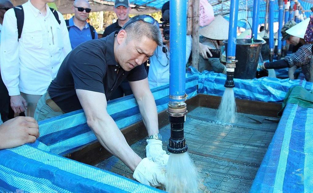 Le sous-secrétaire à la Marine des États-Unis : « Le Vietnam est ma ...